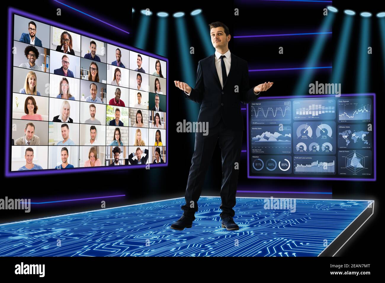 Virtual meeting participants hi-res stock photography and images - Alamy