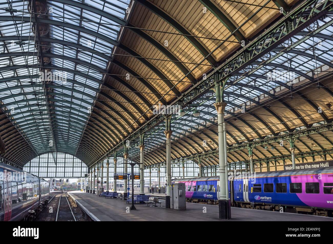 G.T. Andrews-designed Hull railway station, now Hull Paragon ...