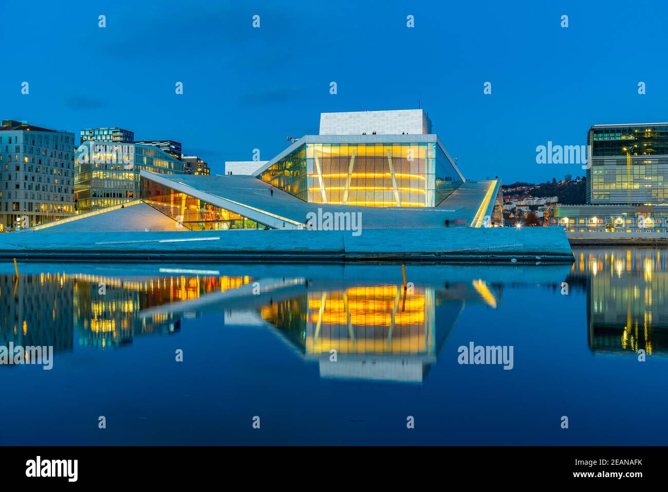 Night view of Opera house in Oslo, Norway Stock Photo - Alamy