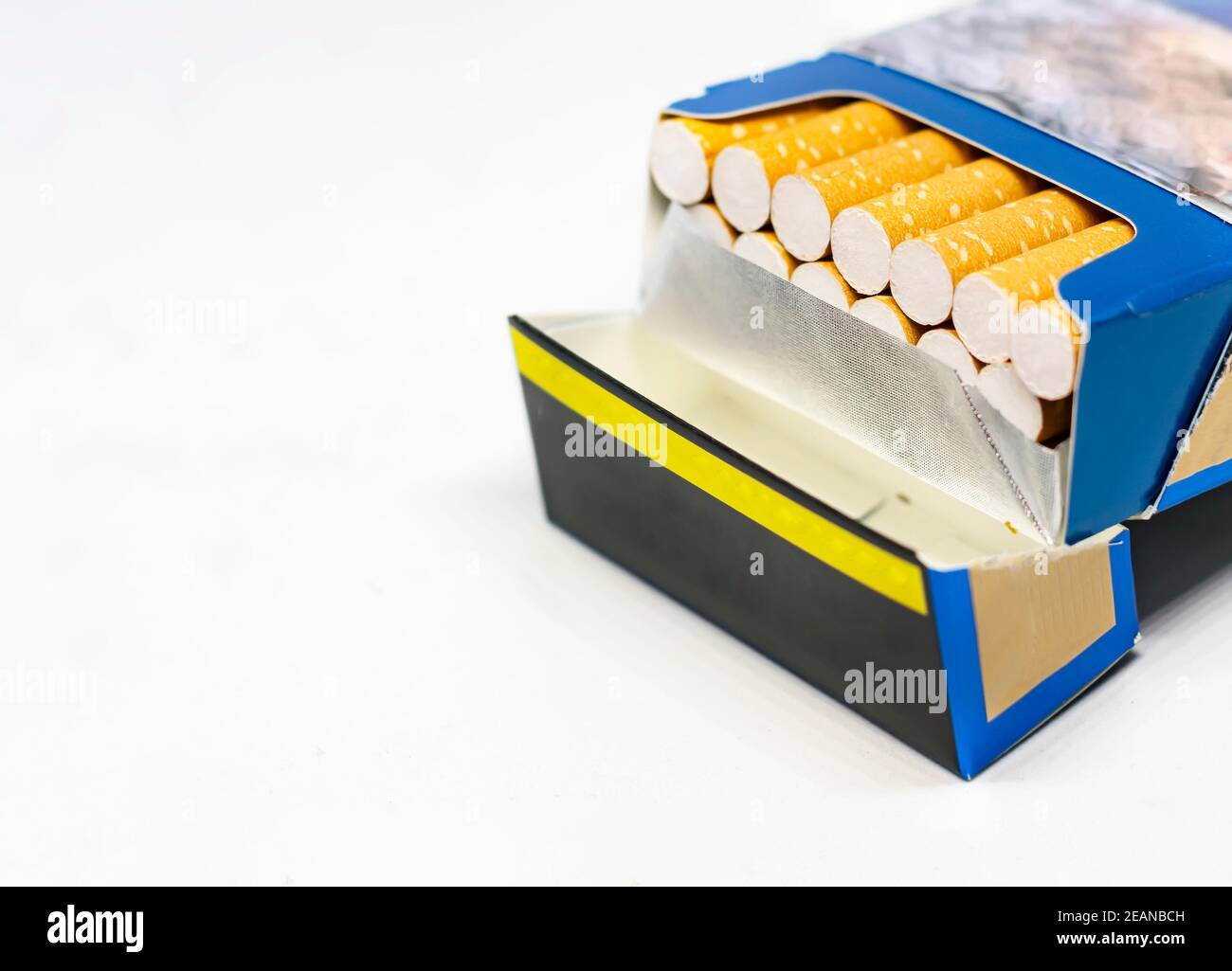 Blue cigarettes packet hi-res stock photography and images - Alamy