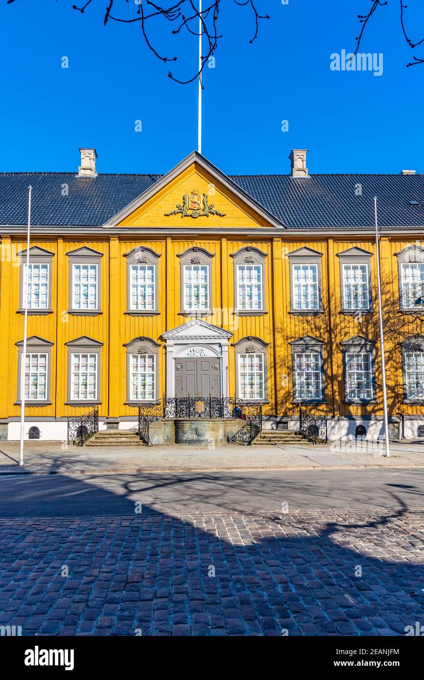 Stiftsgarden mansion in the center of Trondheim, Norway Stock Photo - Alamy