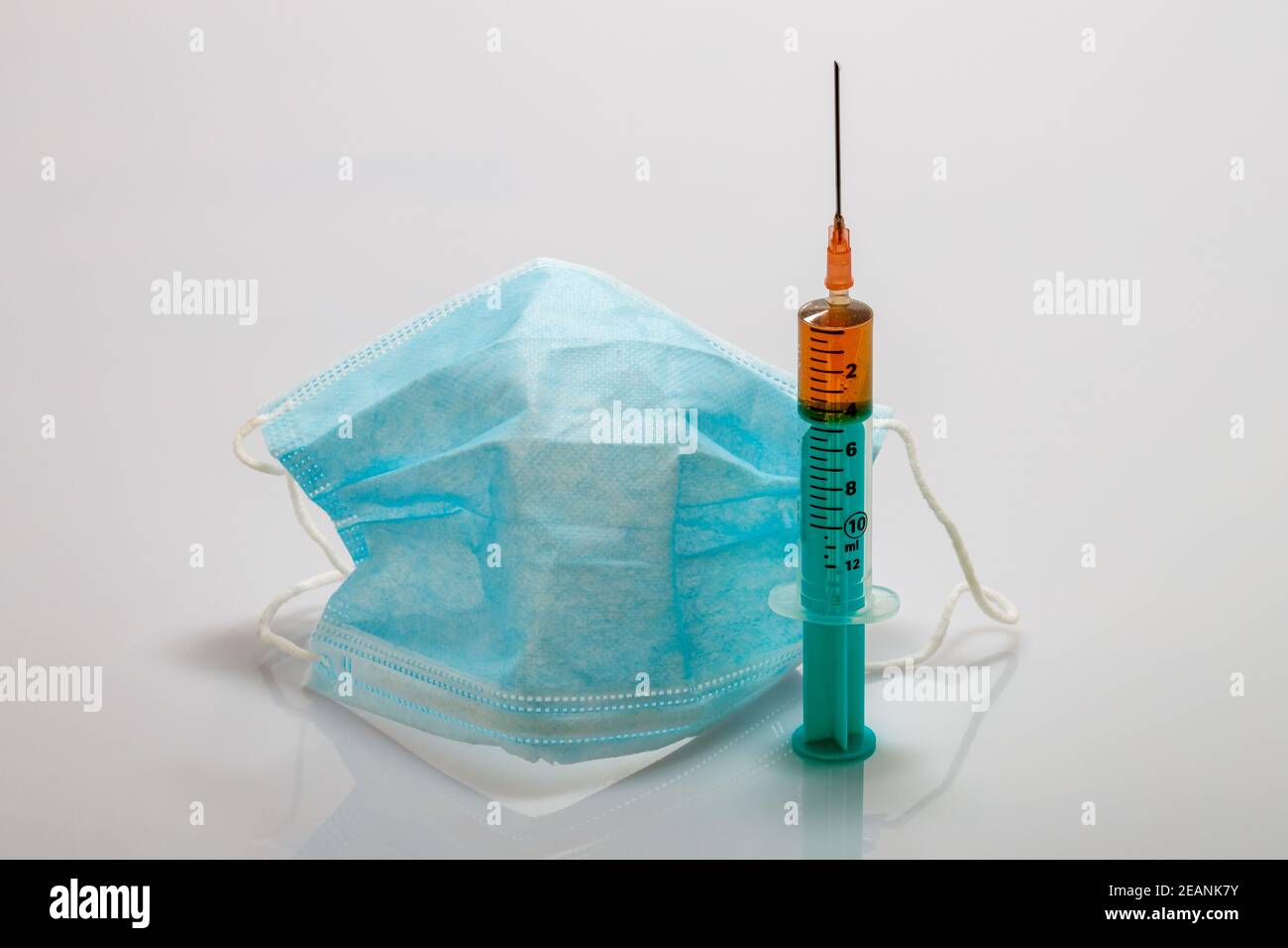 Vaccination protection hi-res stock photography and images - Alamy