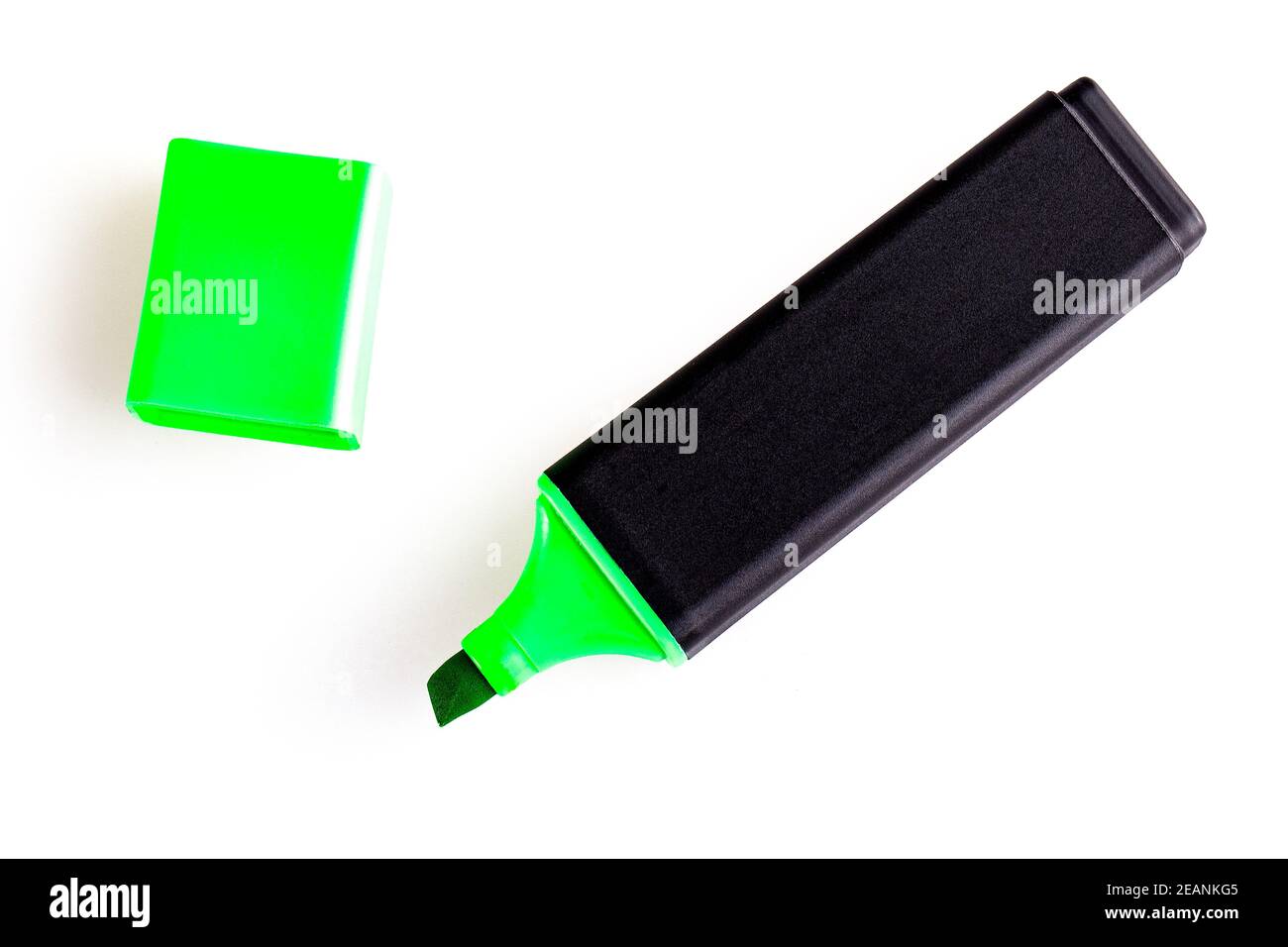 Closed marker close up isolated on white Stock Photo - Alamy