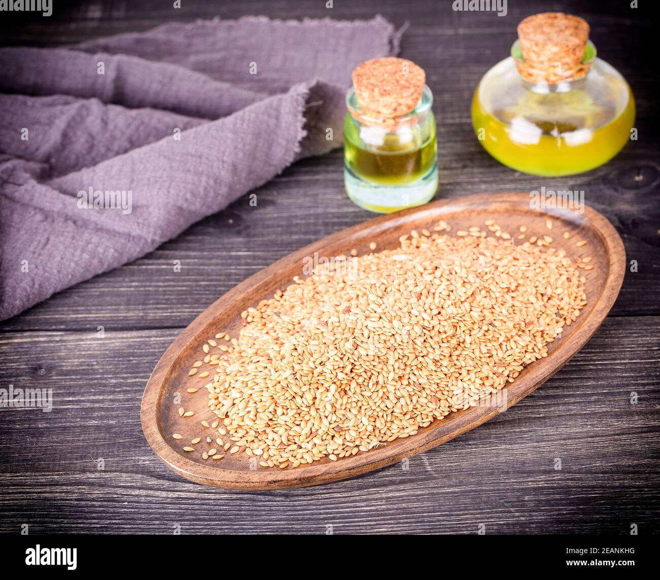 Food oil hi-res stock photography and images - Alamy