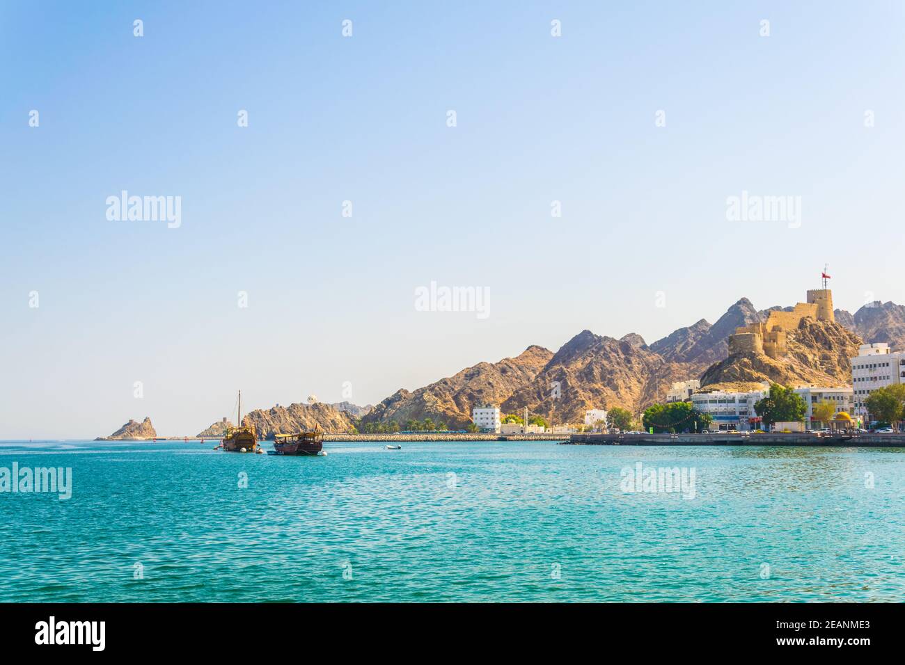 Medieval arab ship hi-res stock photography and images - Alamy