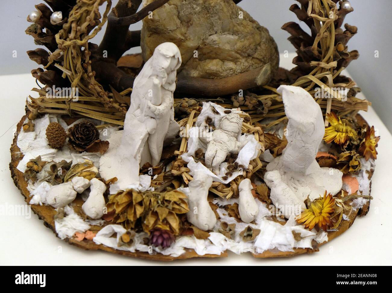 Nativity scene work of Jasna Dapas, exhibition of mangers in the ...