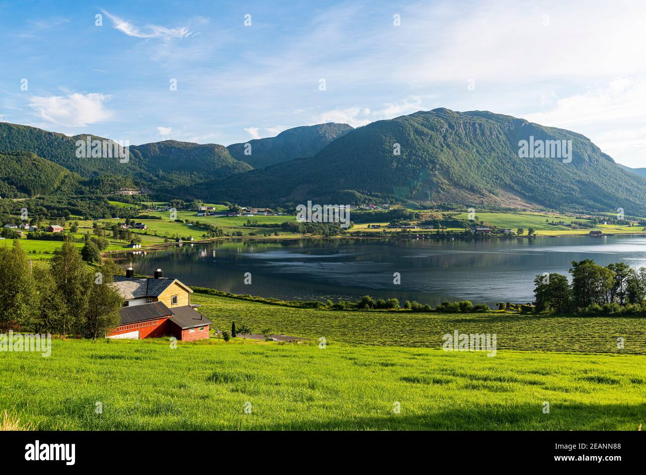 More range hi-res stock photography and images - Alamy