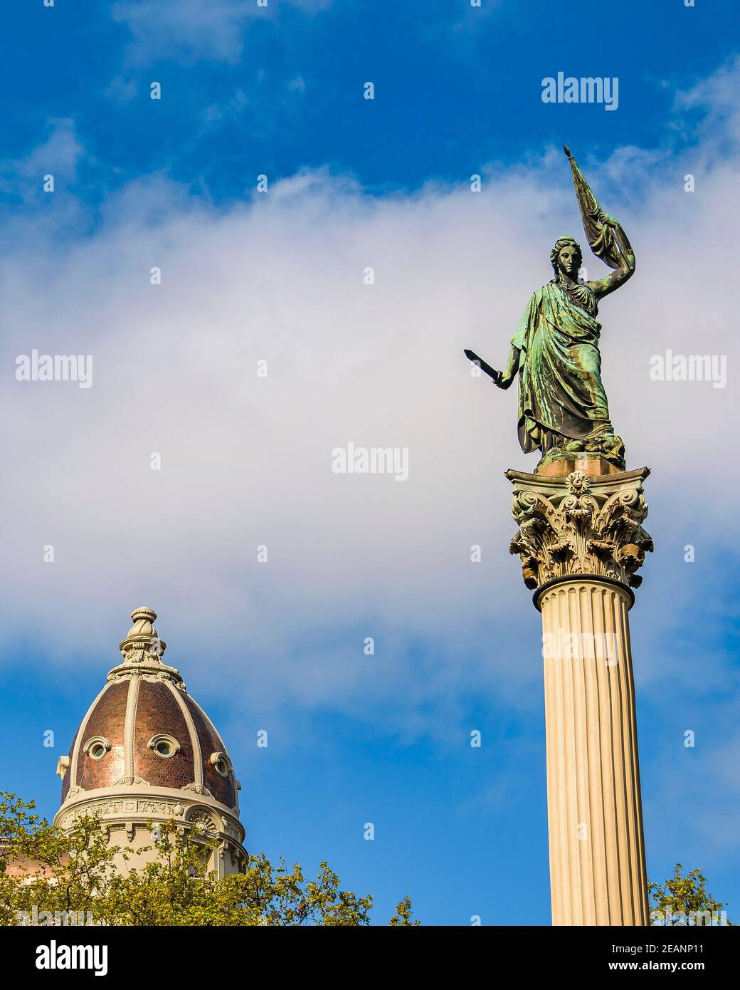 Montevideo sculpture hi-res stock photography and images - Alamy
