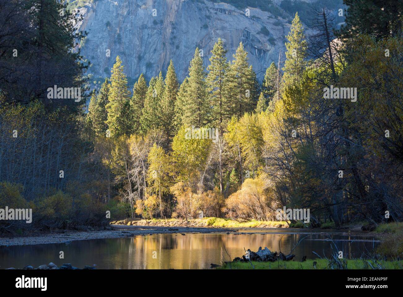 Bridge river yosemite national park hi-res stock photography and images ...
