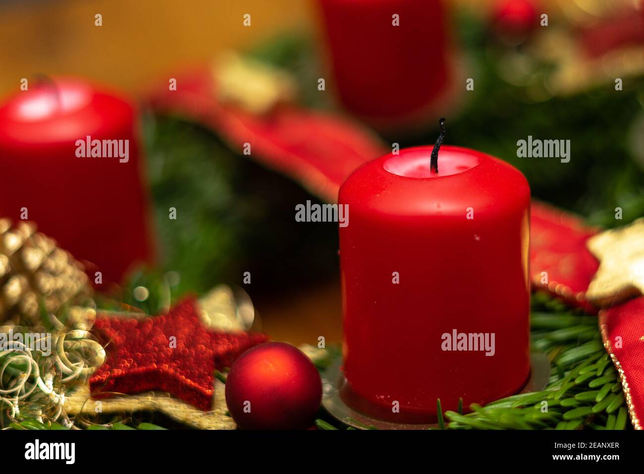 Advent wreath church hi-res stock photography and images - Alamy