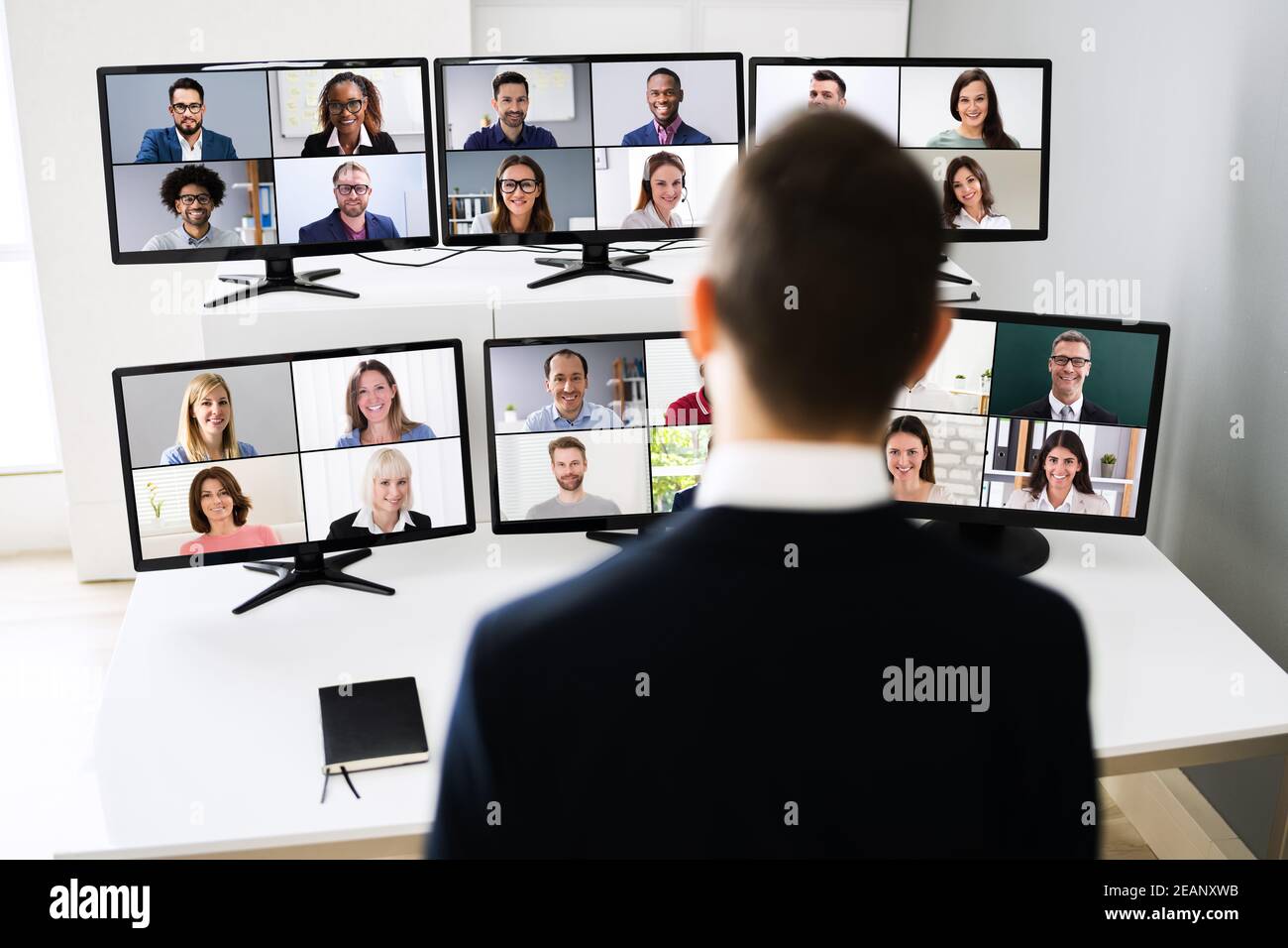 Elearning Training Presentation Stock Photo Alamy