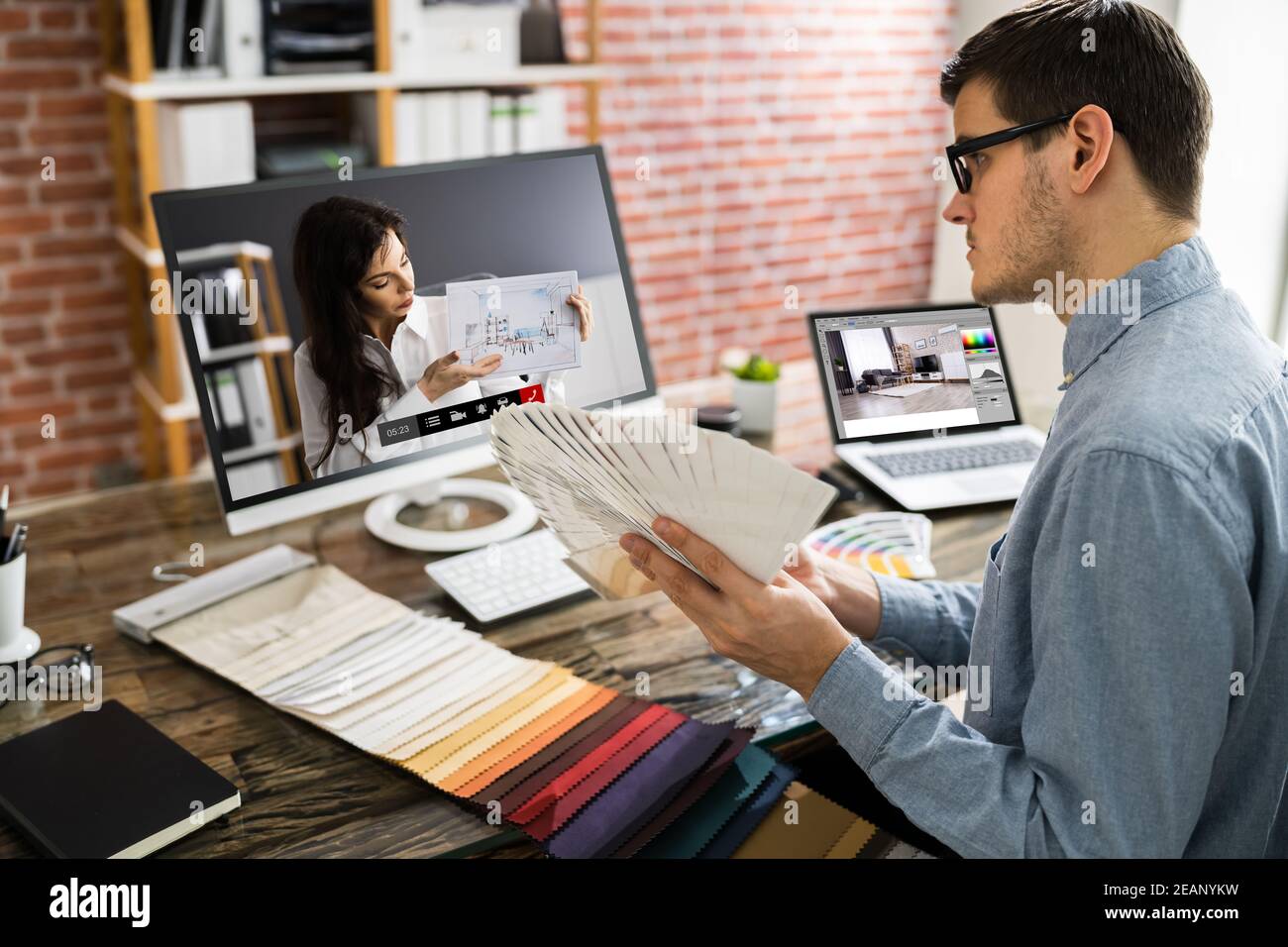 Meet the designer hi-res stock photography and images - Alamy