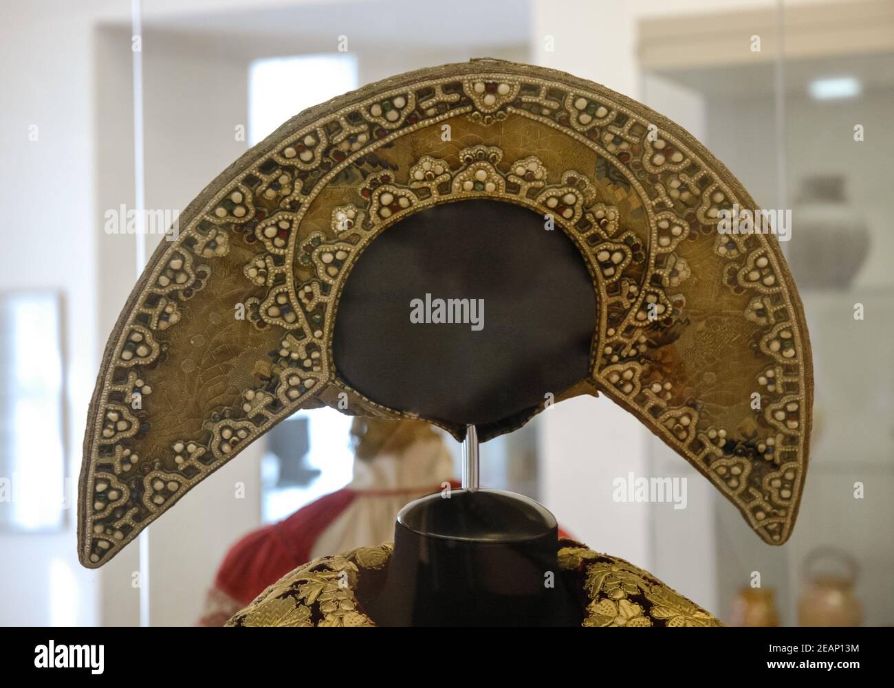 Kokoshnik, Element of Russian national costume of women. Russian ...