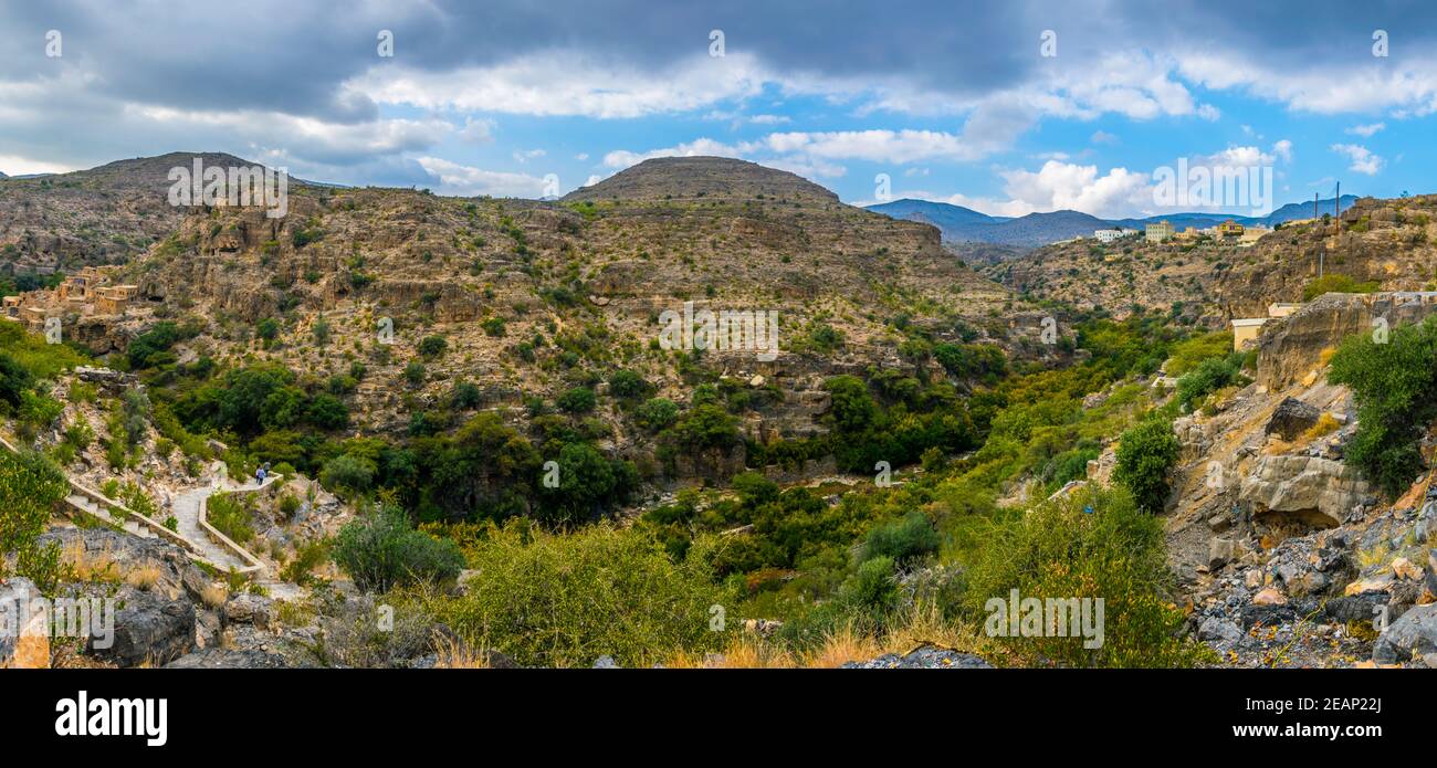 View of Wadi Bani Habib at the Jebel Akhdar mountain in Oman Stock ...