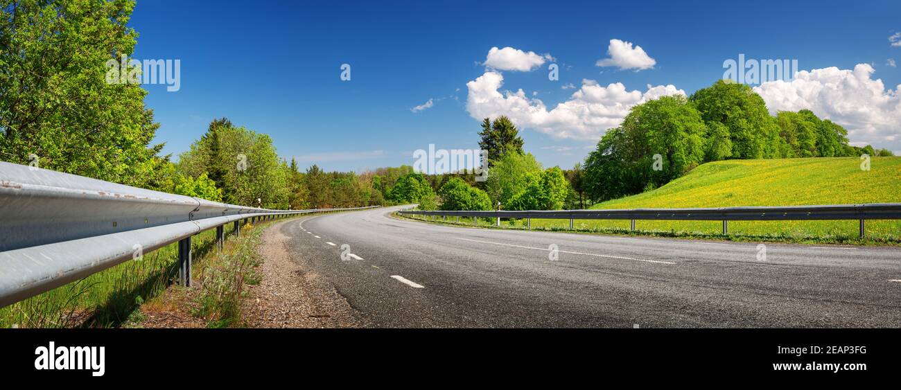 Open road panorama hi-res stock photography and images - Alamy