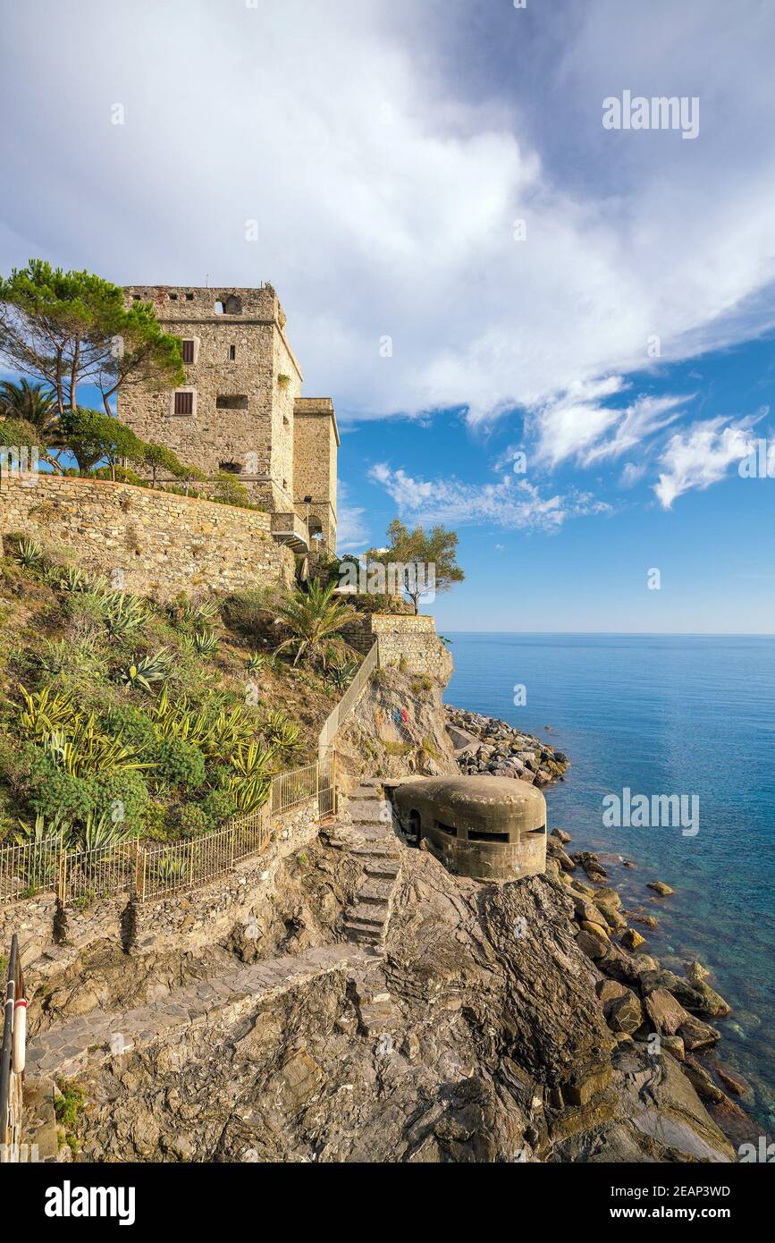 Monterosso al Mare, old seaside villages of the Cinque Terre in Italy ...