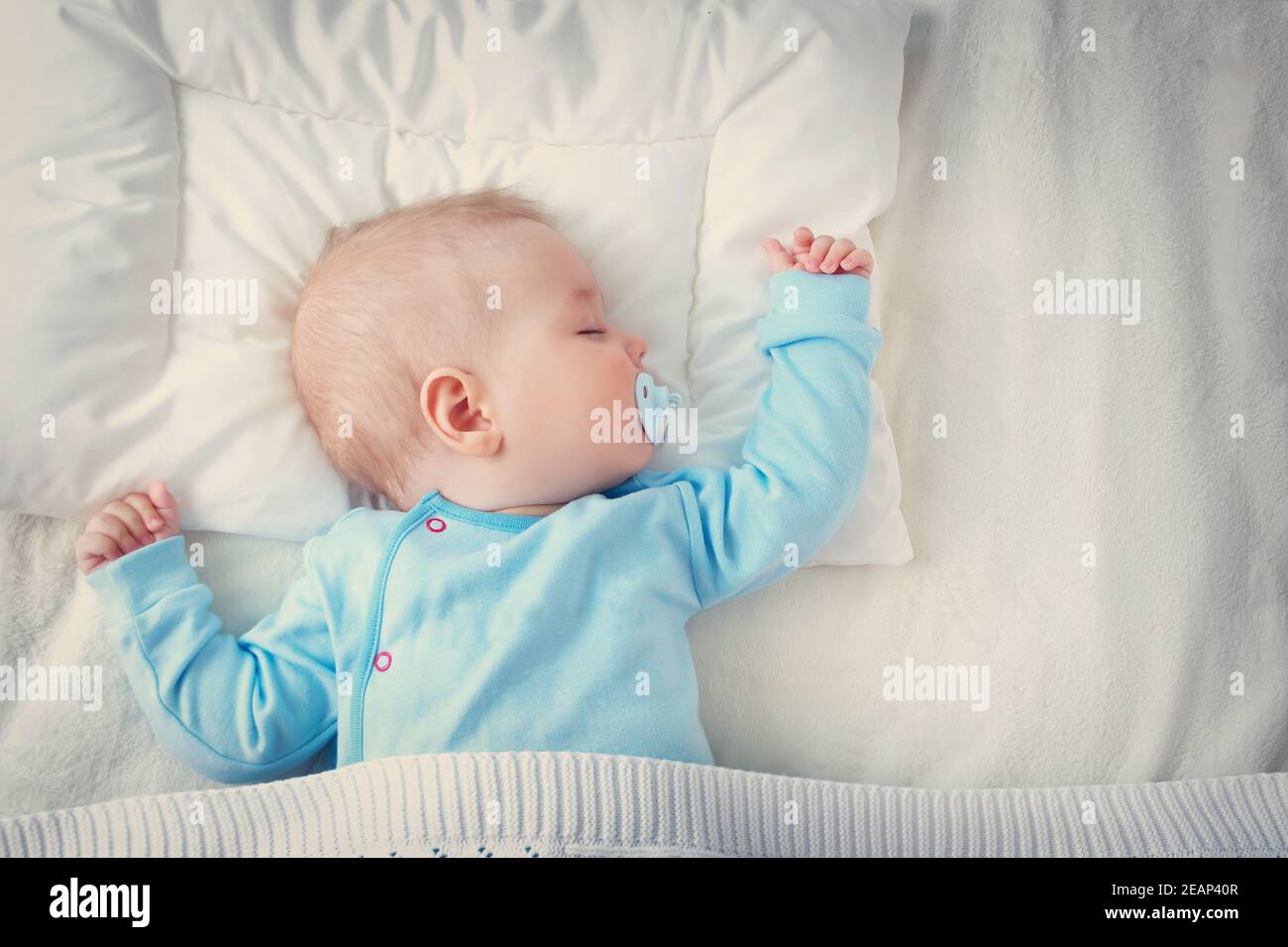 Birth sleep hi-res stock photography and images - Alamy
