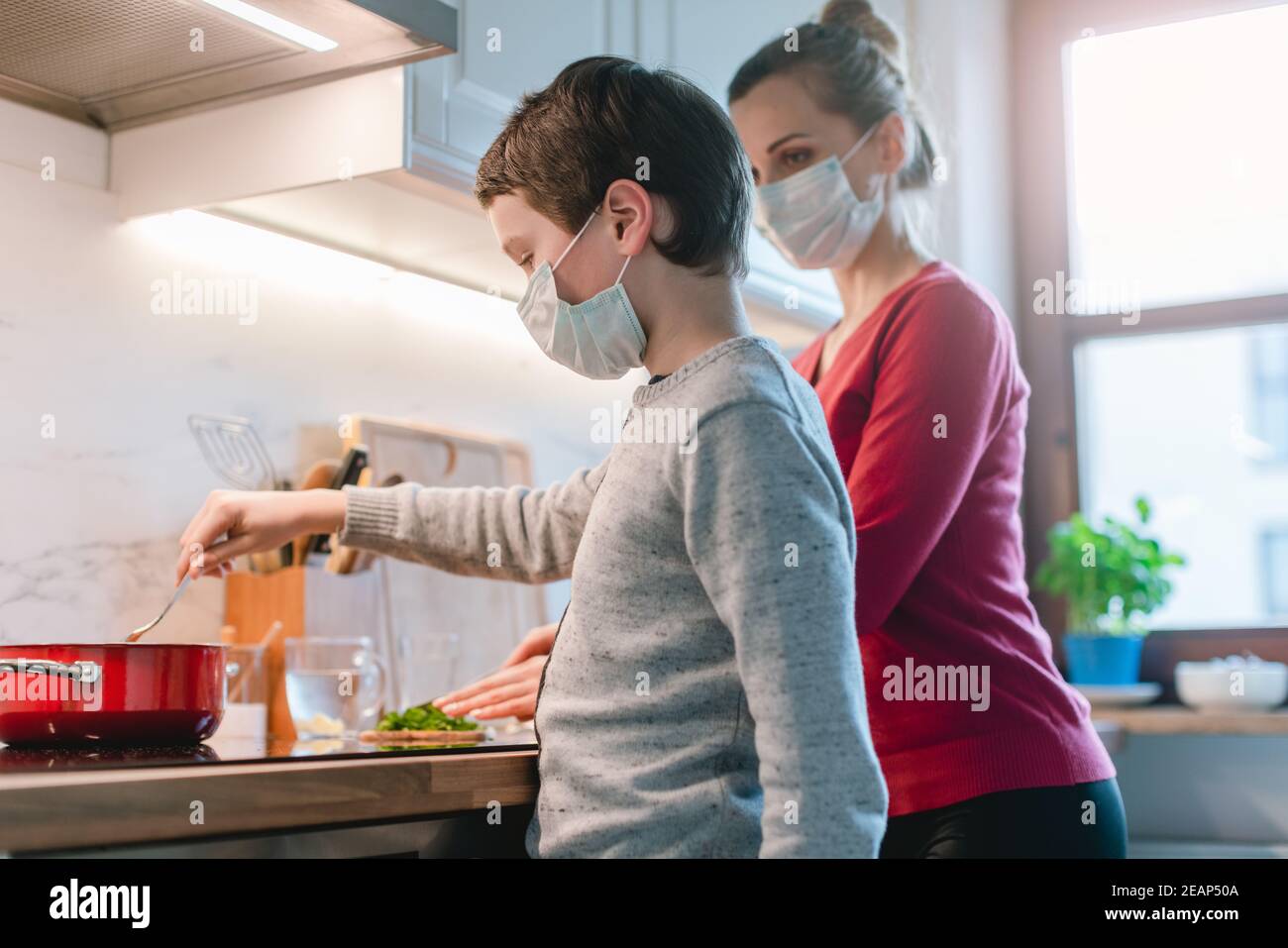 Cooking during lockdown hi-res stock photography and images - Alamy