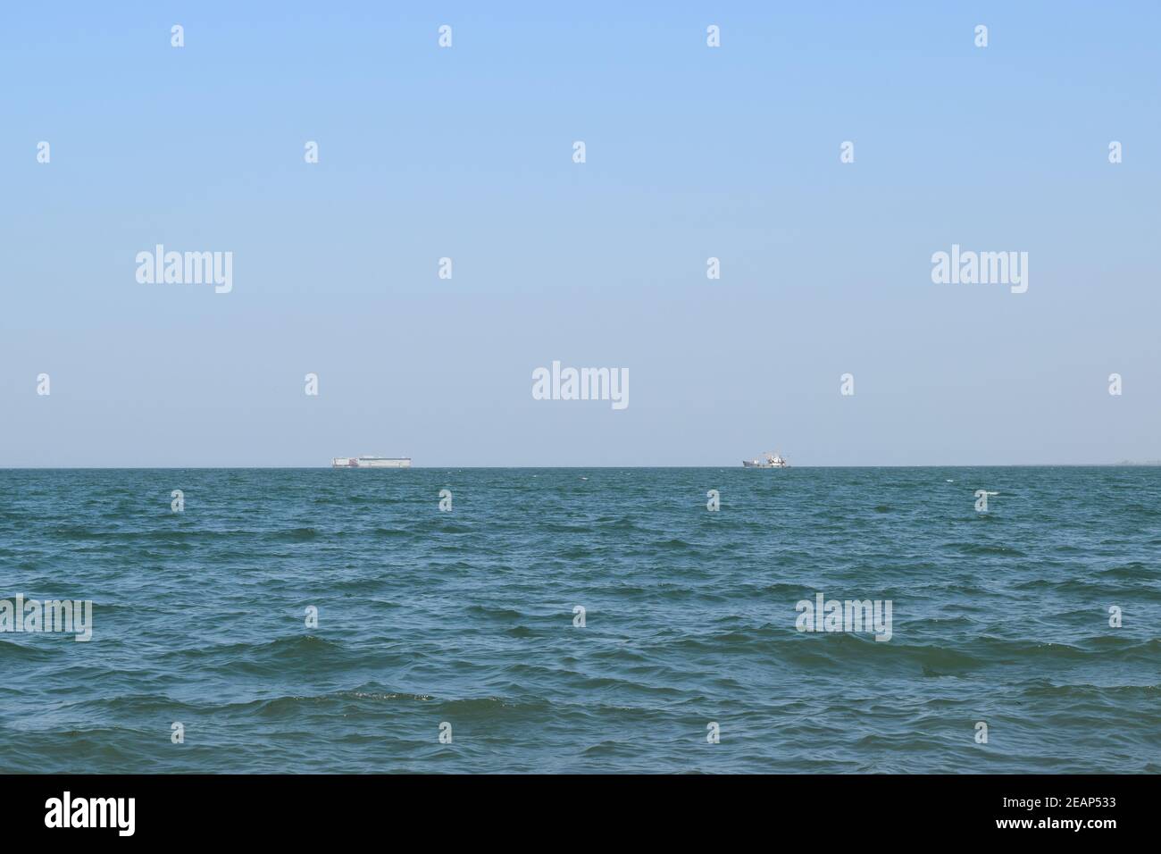 Shipping andes vessel hi-res stock photography and images - Alamy