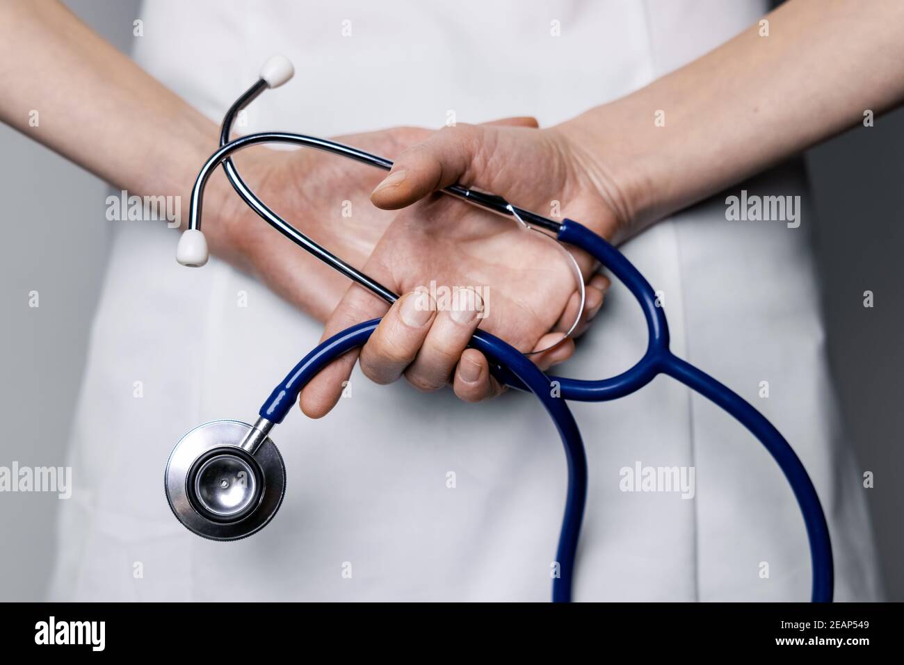 Female back medical hi-res stock photography and images - Alamy