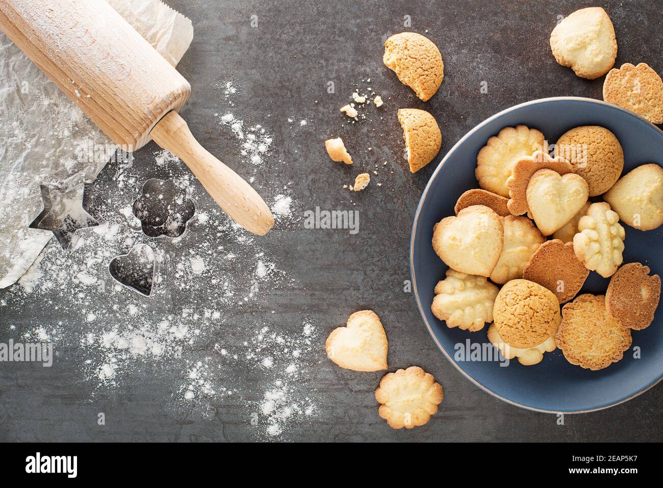 Cookies cutter gift hi-res stock photography and images - Alamy