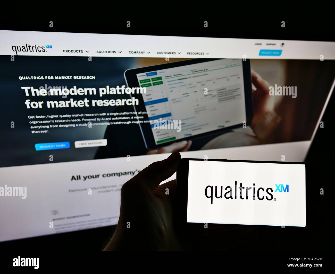 Qualtrics logo hi-res stock photography and images - Alamy