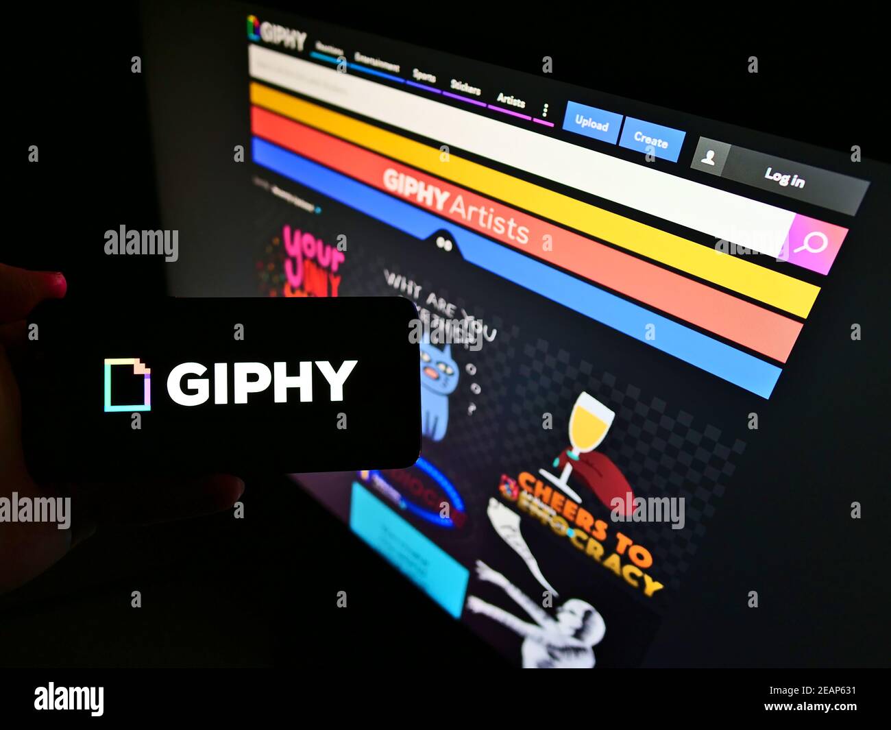 Online gif database hi-res stock photography and images - Alamy