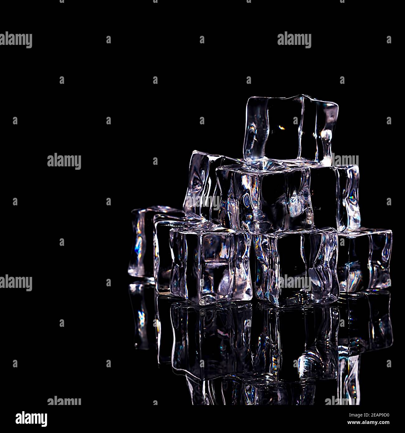 Black cubes hi-res stock photography and images - Alamy