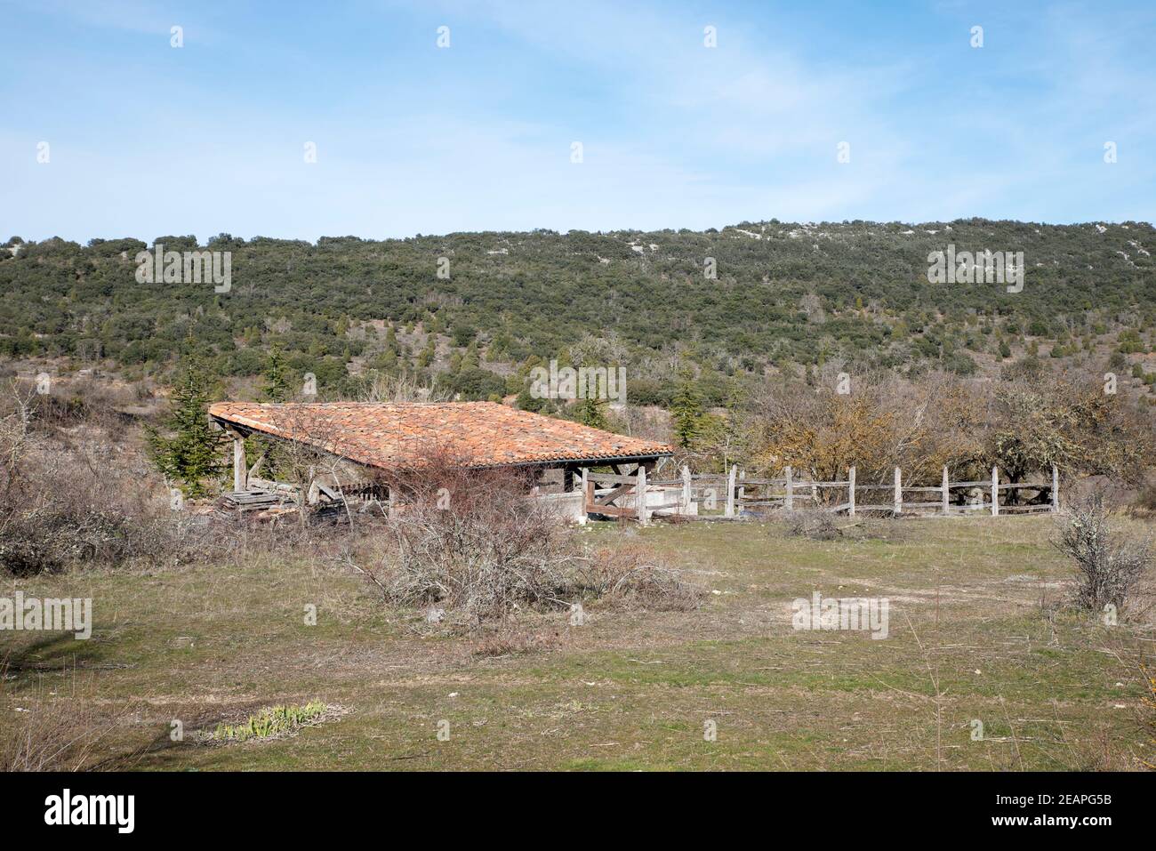 abandoned rural house in spain Stock Photo - Alamy