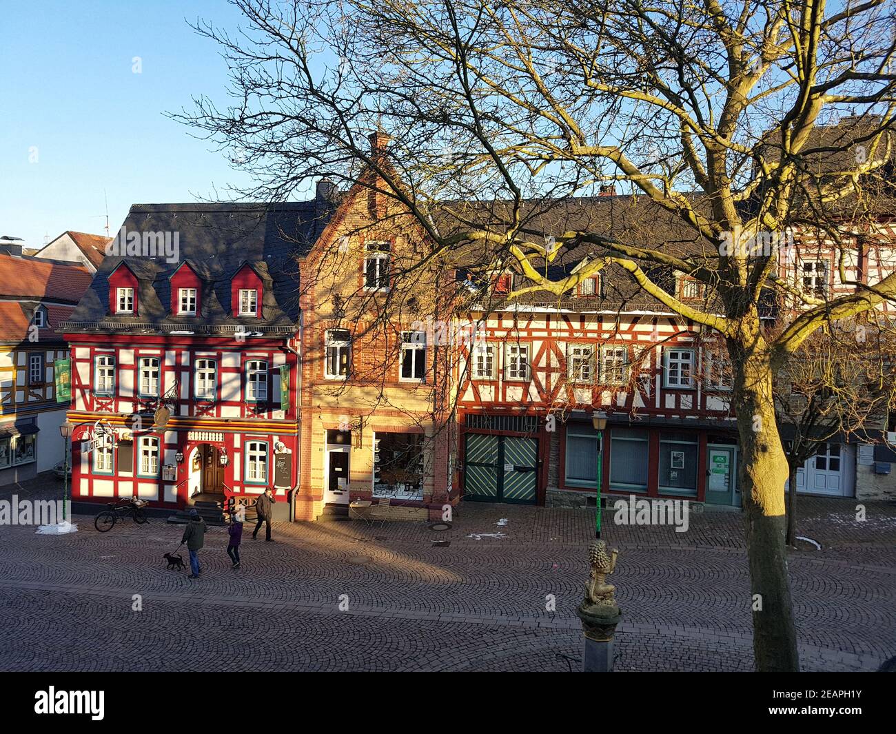 Hotel, Taunushof, Fachwerkhaeuser, Altstadt, Idstein Stock Photo - Alamy