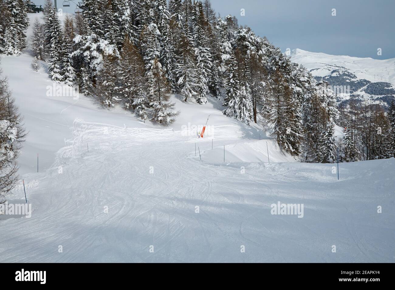Mountain skiing from hill skier hi-res stock photography and images - Alamy