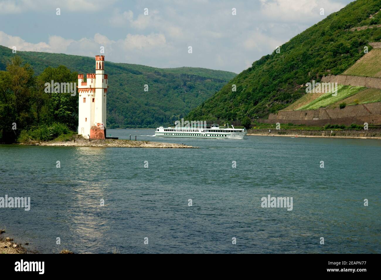 Binger hi-res stock photography and images - Alamy