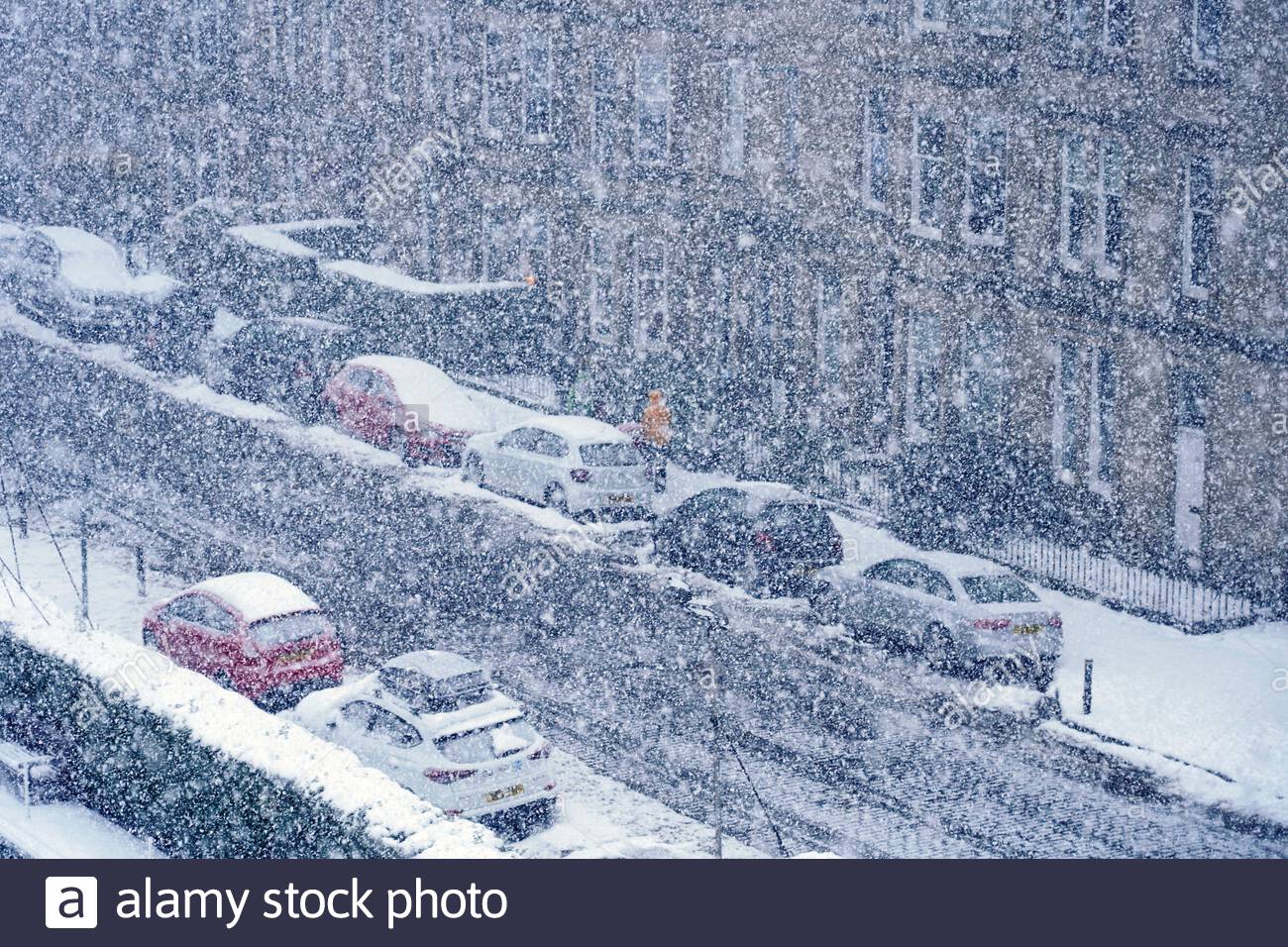 Covering ice roads hi-res stock photography and images - Alamy