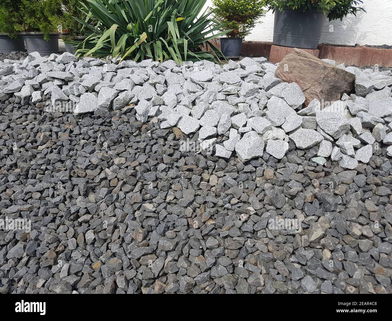 Basalt gravel hi-res stock photography and images - Alamy