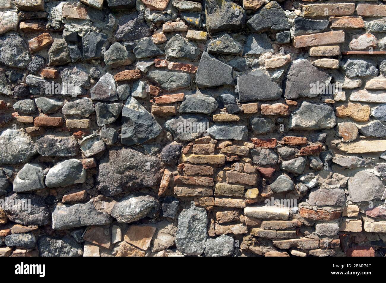 Trockenmauer garten hi-res stock photography and images - Alamy
