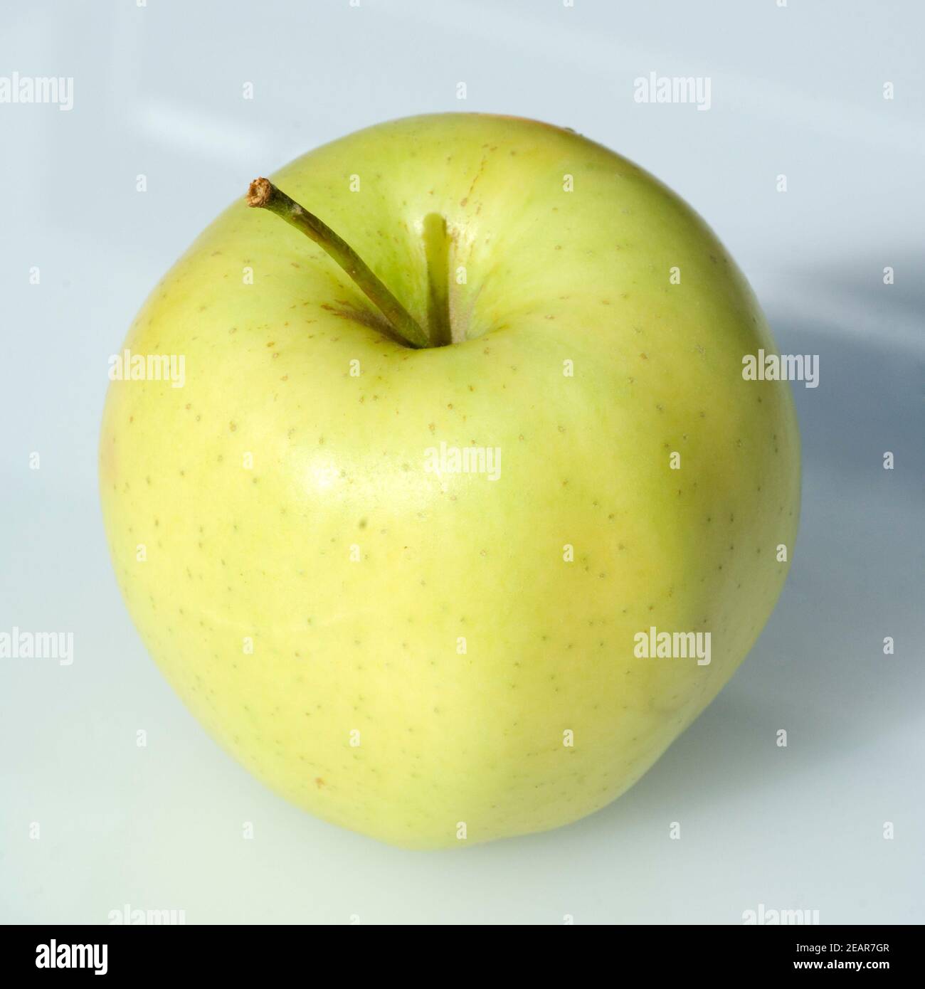 Golden Delicius Apfel Stock Photo - Alamy