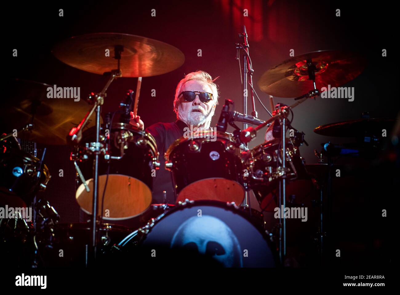 Roger taylor on stage hi-res stock photography and images - Alamy