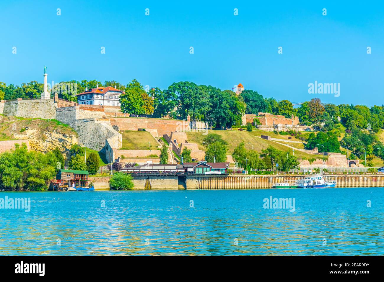 View of riverside of Sava dominated by Kalemegdan fortress in Belgrade ...