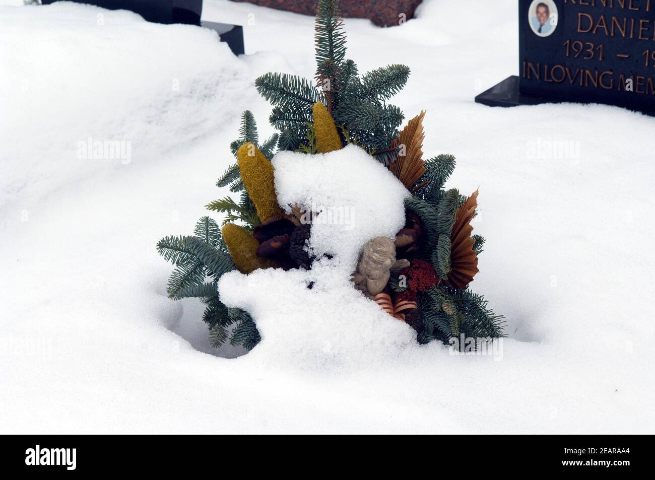 Grabsteine grabsteine grabsteine hi-res stock photography and images ...