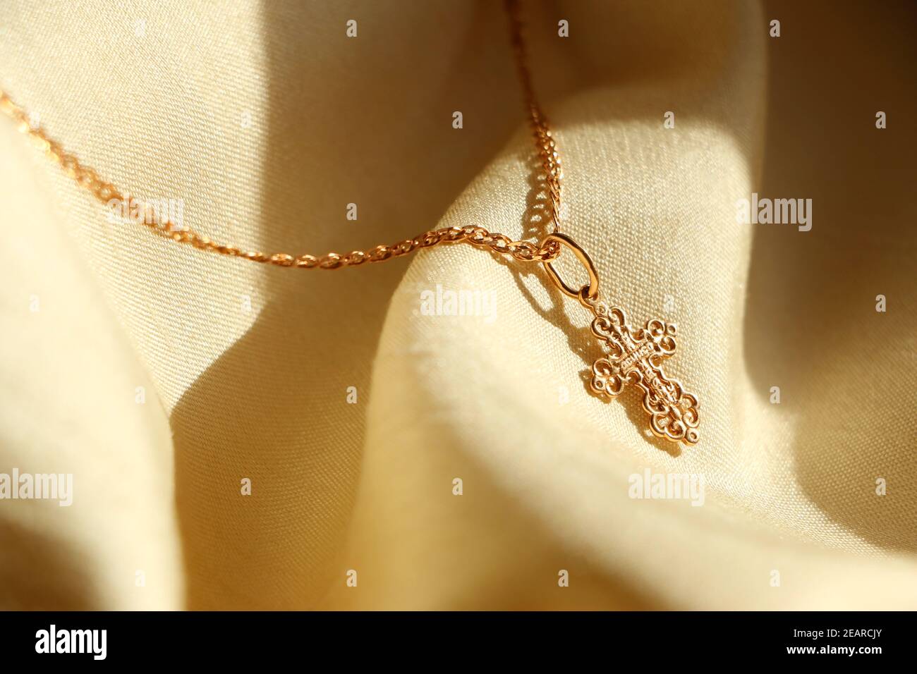 Gold cross and chain hi-res stock photography and images - Alamy