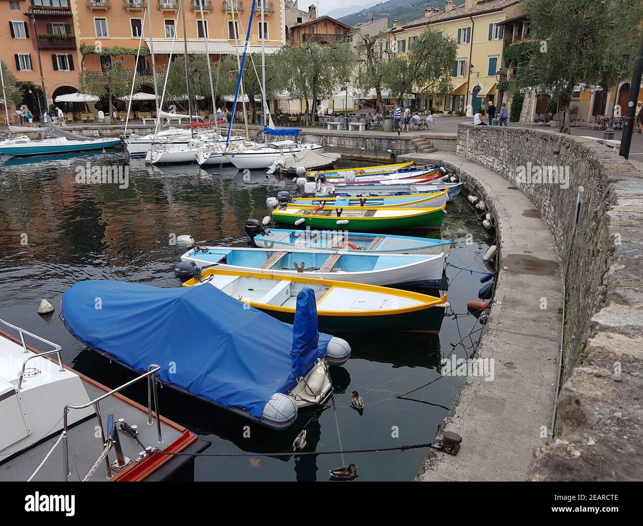 Torri del benaco castle hi-res stock photography and images - Alamy