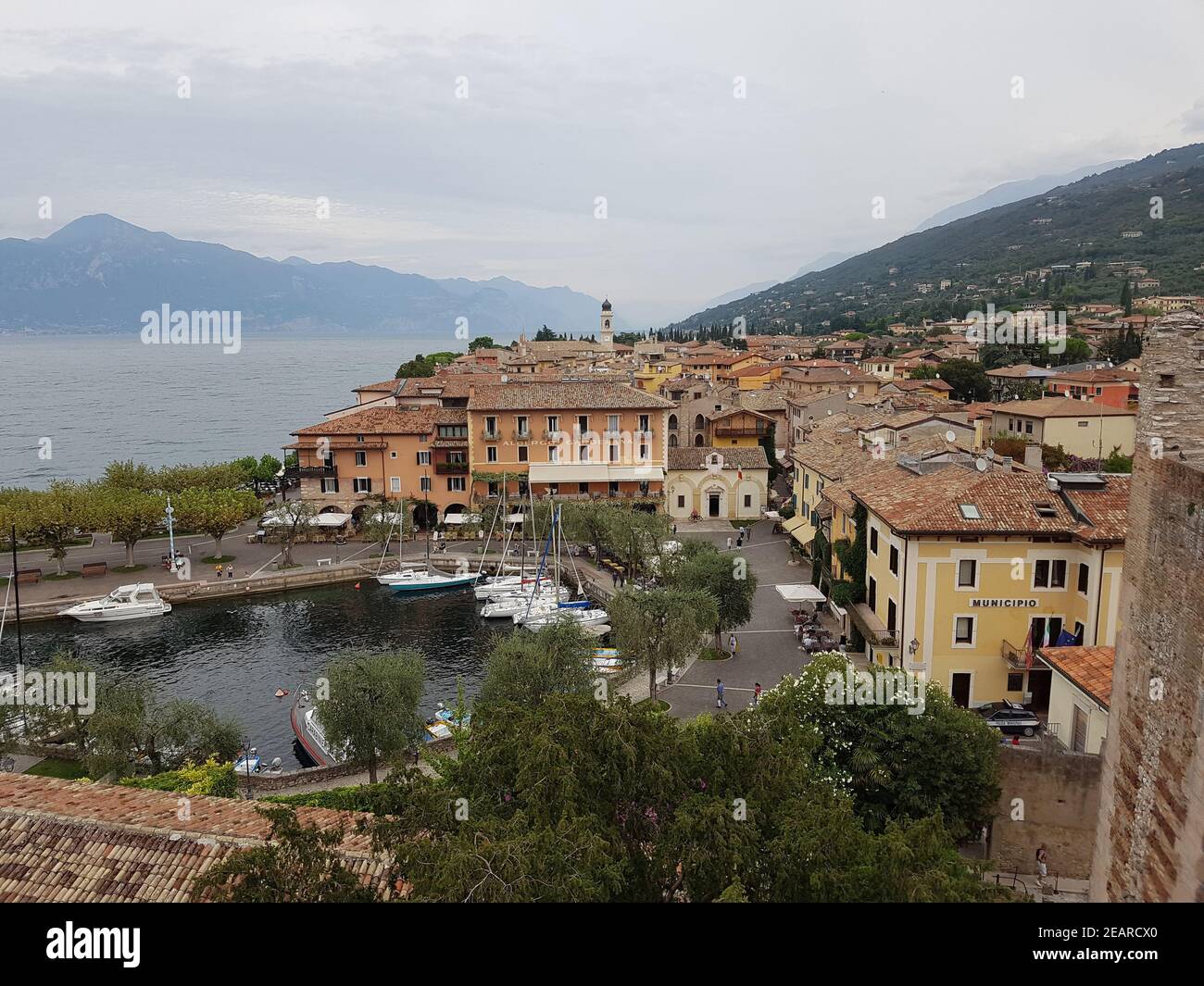 Burg Torri Del Benaco High Resolution Stock Photography and Images - Alamy