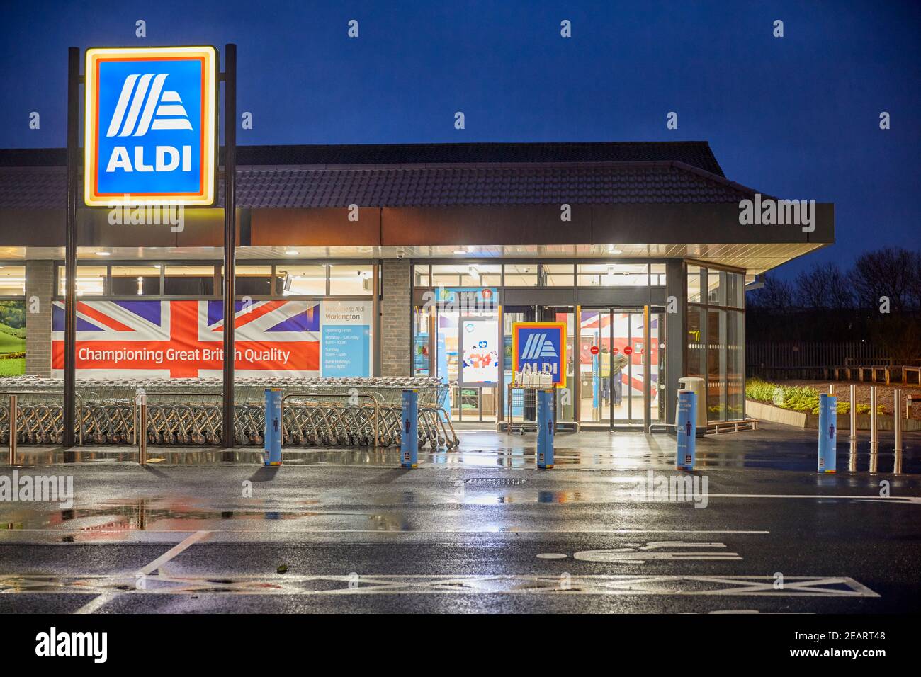 Workington high street hi-res stock photography and images - Alamy