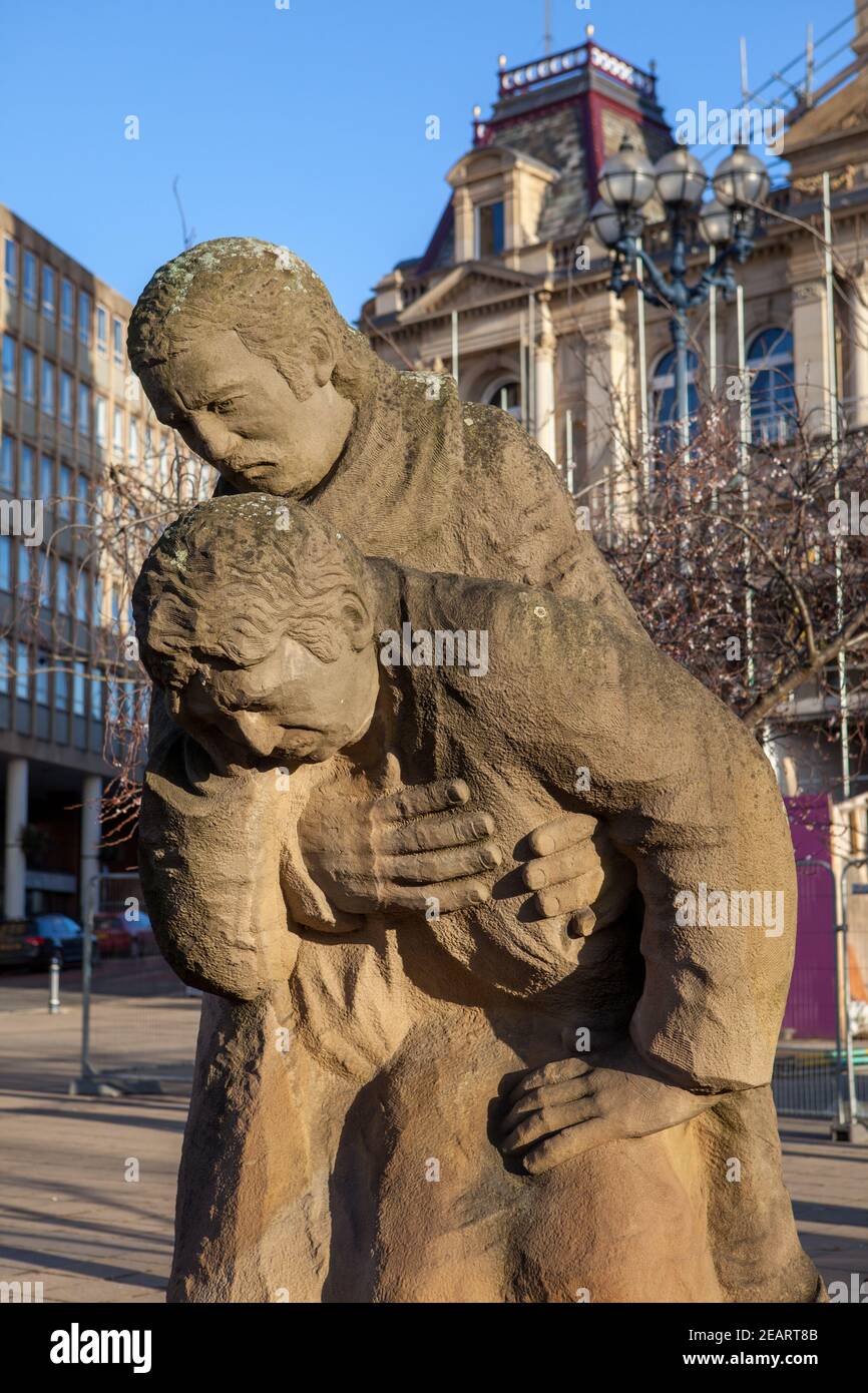The Good Samaritan - a sculpture by Ian Judd in the Market Square ...