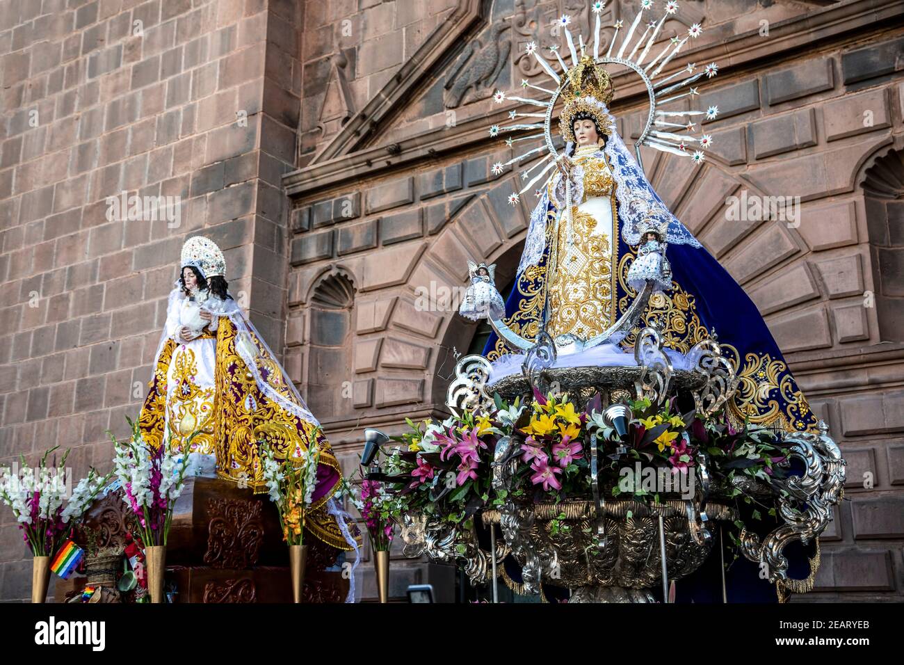 Inmaculada Concepcion (Immaculate Conception) Float (Santa Ana float on ...