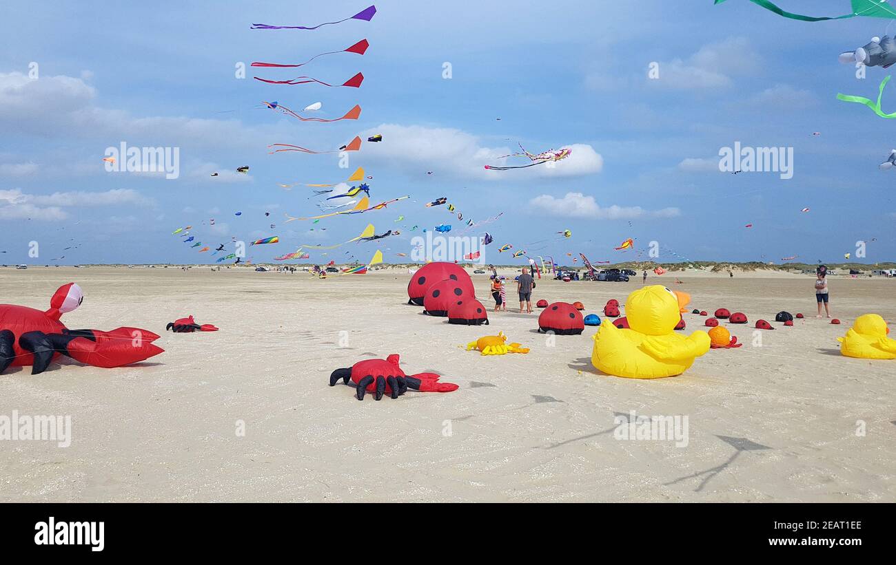 Winddrachen hi-res stock photography and images - Alamy
