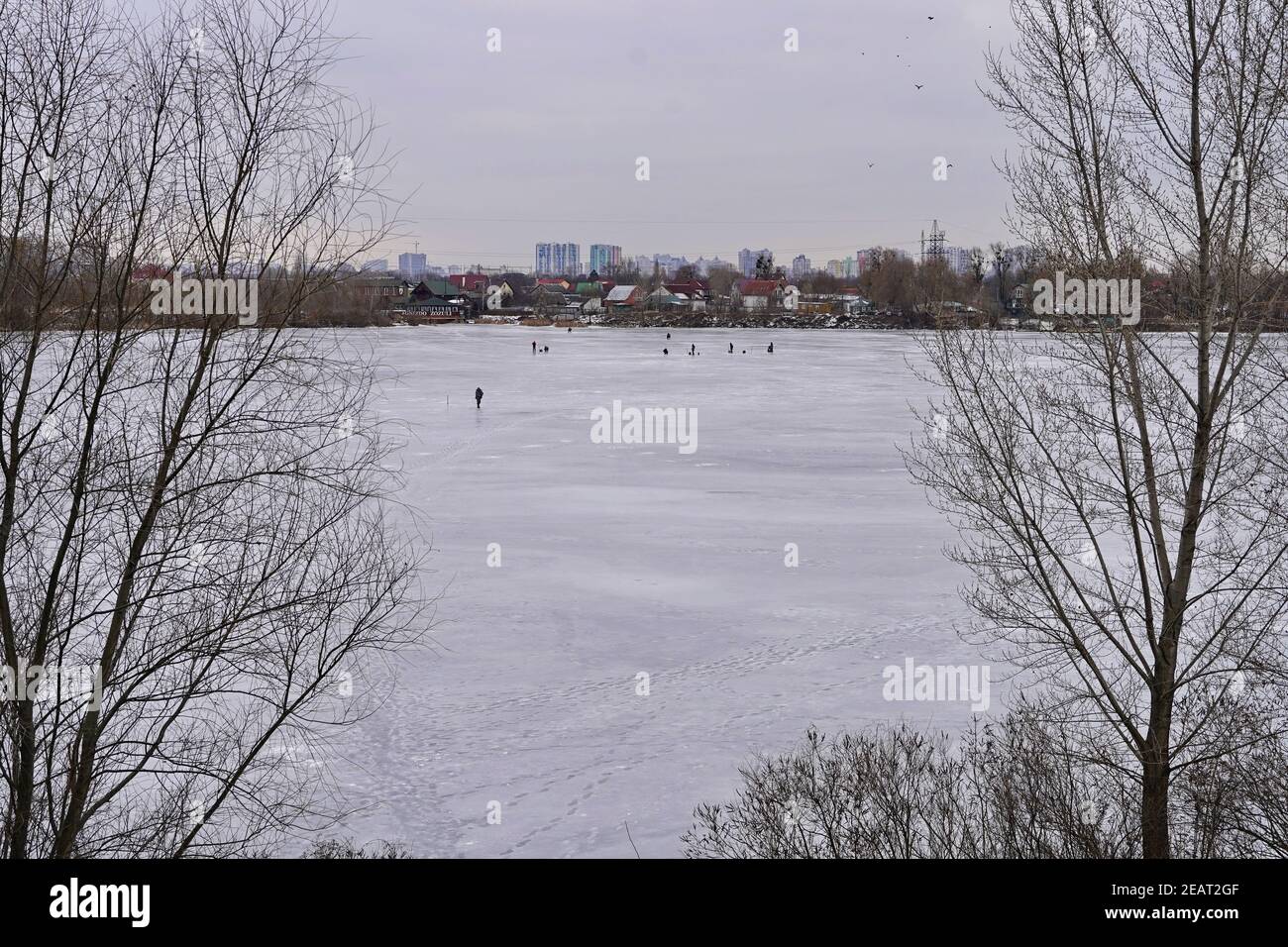 Ice covered lake hi-res stock photography and images - Alamy