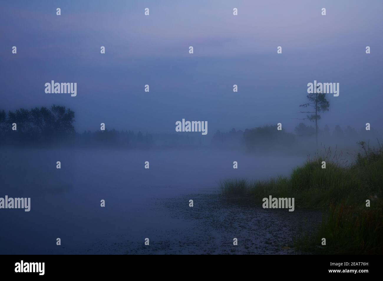 Mist over the water hi-res stock photography and images - Alamy