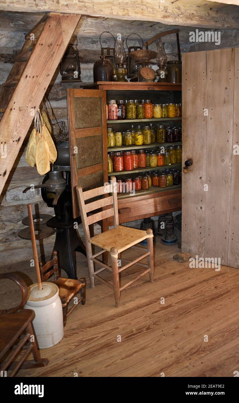 Shelves of canned vegetables and fruits at the Sauer Beckmann Living ...
