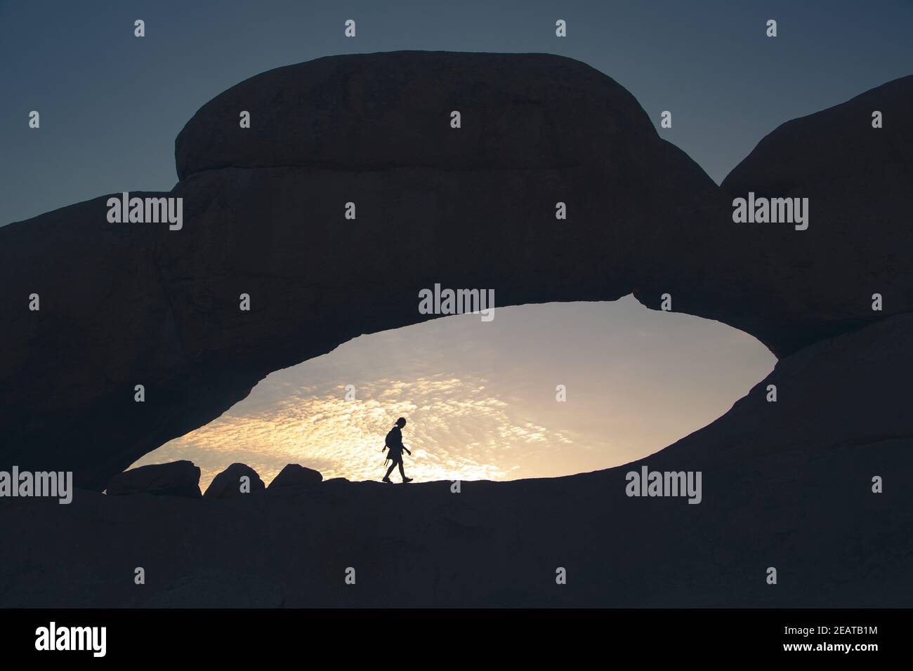 Passing through the arch hi-res stock photography and images - Alamy